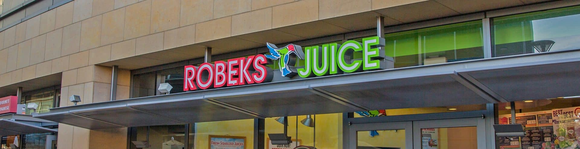 Robeks Juice - Sherman Oaks Galleria
